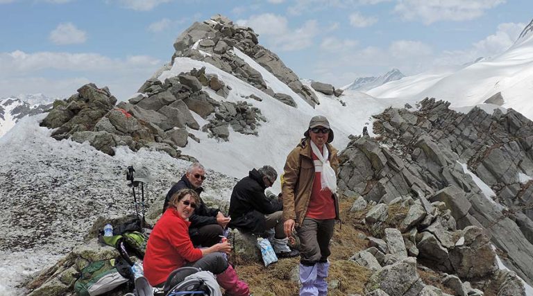 Indrahar Pass Trek – Summit Adventures : | TREK | TRANSPORT | CULTURAL ...